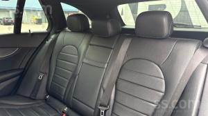 Pelēks Mercedes-Benz C 350 2015 Liepāja, ar dzinēja tilpumu 2.00 L un nobraukumu 250 tūkst. km par 12500 €, foto 30 vietnē AUTOMOTO.COM.LV