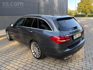 Серый Мерседес Ц 350 2015 в Цесис, объемом двигателя 2.00 л и пробегом 278 тыс. км за 12990 €, фото 11 на AUTOMOTO.COM.LV