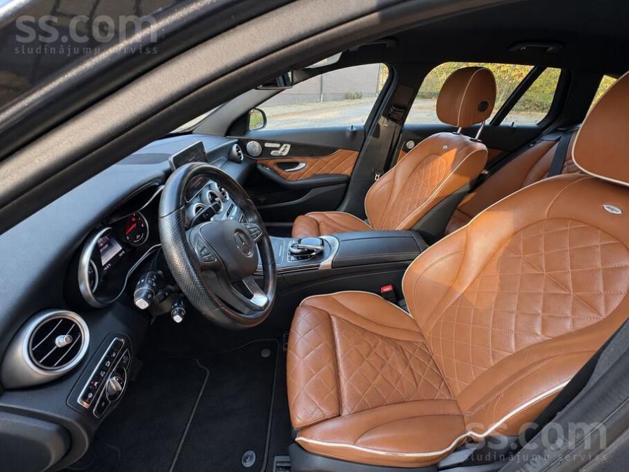 Серый Мерседес Ц 350 2015 в Цесис, объемом двигателя 2.00 л и пробегом 278 тыс. км за 12990 €, фото 19 на AUTOMOTO.COM.LV