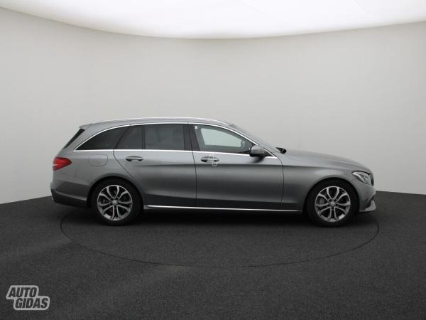 Grey Mercedes-Benz C 350 2016 in Vilnius, with an engine capacity of 2.00 L and mileage of 206 thousand km for 15199 €, photo 9 on AUTOMOTO.COM.LV