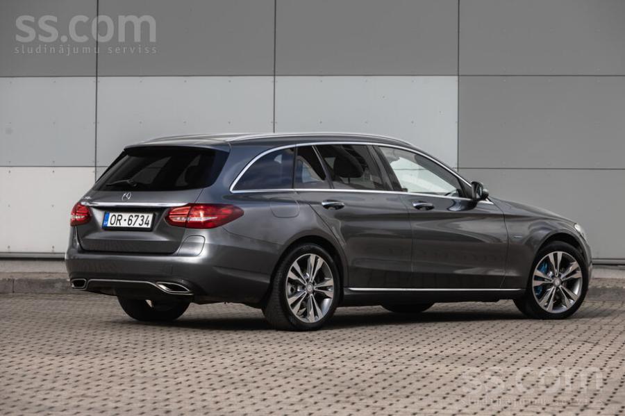 Pelēks Mercedes-Benz C 350 2016 Jelgava, ar dzinēja tilpumu 2.00 L un nobraukumu 176 tūkst. km par 12900 €, foto 7 vietnē AUTOMOTO.COM.LV