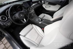 Pelēks Mercedes-Benz C 350 2016 Jelgava, ar dzinēja tilpumu 2.00 L un nobraukumu 176 tūkst. km par 12900 €, foto 8 vietnē AUTOMOTO.COM.LV