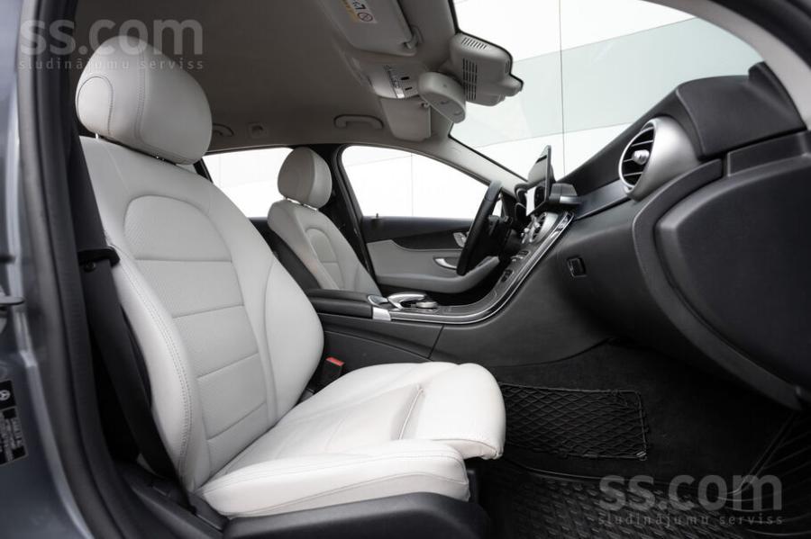 Pelēks Mercedes-Benz C 350 2016 Jelgava, ar dzinēja tilpumu 2.00 L un nobraukumu 176 tūkst. km par 12900 €, foto 14 vietnē AUTOMOTO.COM.LV