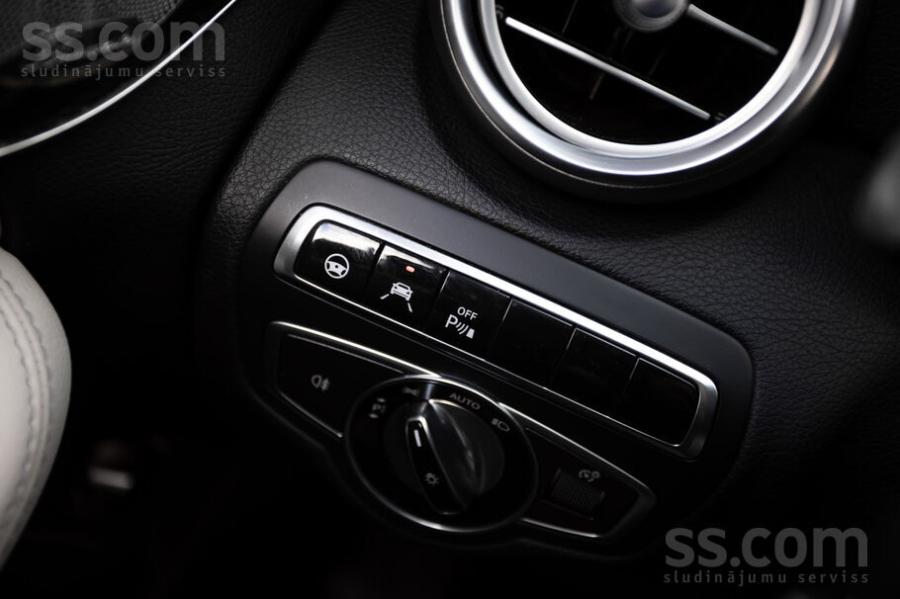 Pelēks Mercedes-Benz C 350 2016 Jelgava, ar dzinēja tilpumu 2.00 L un nobraukumu 176 tūkst. km par 12900 €, foto 25 vietnē AUTOMOTO.COM.LV