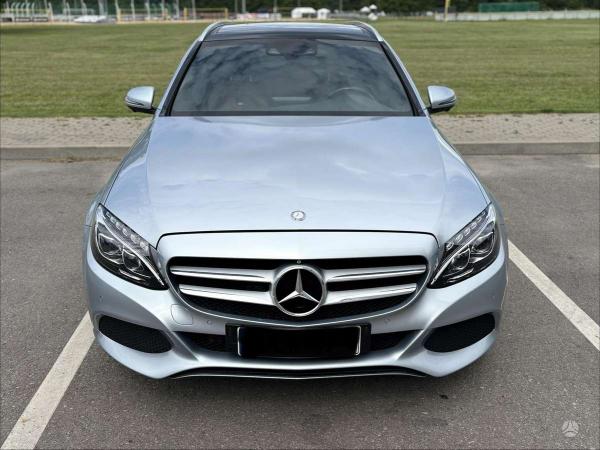 Pelēks Mercedes-Benz C 350 2017 Kauņa, ar dzinēja tilpumu 1.99 L un nobraukumu 124 tūkst. km par 17990 €, foto 4 vietnē AUTOMOTO.COM.LV