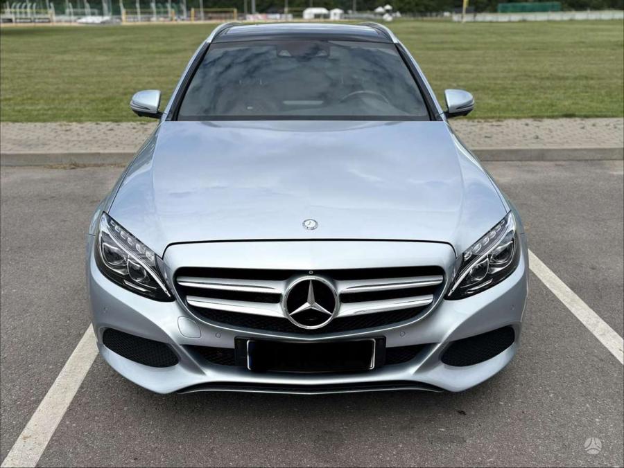 Серый Мерседес Ц 350 2017 в Каунас, объемом двигателя 1.99 л и пробегом 124 тыс. км за 17990 €, фото 5 на AUTOMOTO.COM.LV