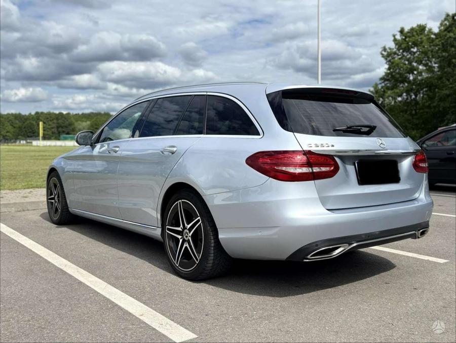 Серый Мерседес Ц 350 2017 в Каунас, объемом двигателя 1.99 л и пробегом 124 тыс. км за 17990 €, фото 8 на AUTOMOTO.COM.LV