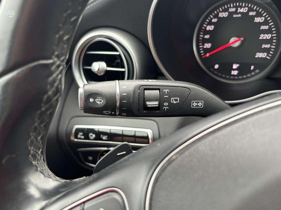 Серый Мерседес Ц 350 2017 в Каунас, объемом двигателя 1.99 л и пробегом 124 тыс. км за 17990 €, фото 28 на AUTOMOTO.COM.LV