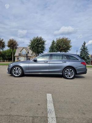 Pelēks Mercedes-Benz C 350 2017 Kauņa, ar dzinēja tilpumu 1.99 L un nobraukumu 261 tūkst. km par 12700 €, foto 3 vietnē AUTOMOTO.COM.LV