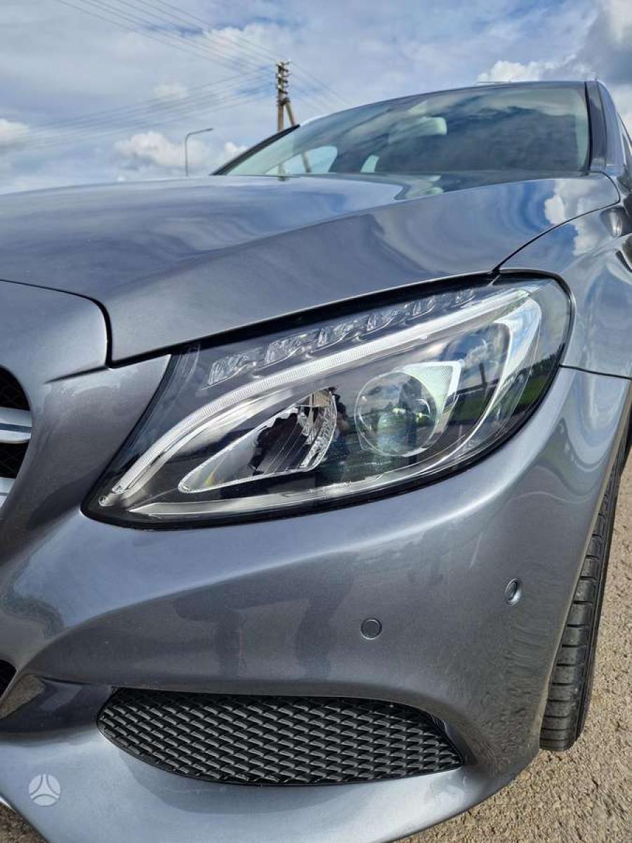 Pelēks Mercedes-Benz C 350 2017 Kauņa, ar dzinēja tilpumu 1.99 L un nobraukumu 261 tūkst. km par 12700 €, foto 6 vietnē AUTOMOTO.COM.LV
