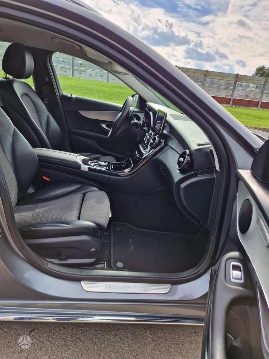 Pelēks Mercedes-Benz C 350 2017 Kauņa, ar dzinēja tilpumu 1.99 L un nobraukumu 261 tūkst. km par 12700 €, foto 22 vietnē AUTOMOTO.COM.LV
