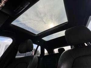 Sarkans Mercedes-Benz C 350 2017 Kauņa, ar dzinēja tilpumu 1.99 L un nobraukumu 174 tūkst. km par 8650 €, foto 13 vietnē AUTOMOTO.COM.LV