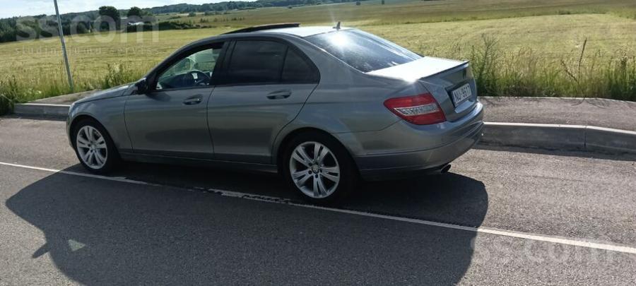 Mercedes-Benz C 350 2009 Rīga, ar dzinēja tilpumu 3.00 L un nobraukumu 227 tūkst. km par 5999 €, foto 4 vietnē AUTOMOTO.COM.LV