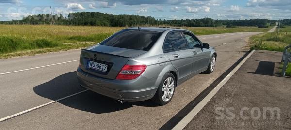 Mercedes-Benz C 350 2009 Rīga, ar dzinēja tilpumu 3.00 L un nobraukumu 227 tūkst. km par 5999 €, foto 7 vietnē AUTOMOTO.COM.LV
