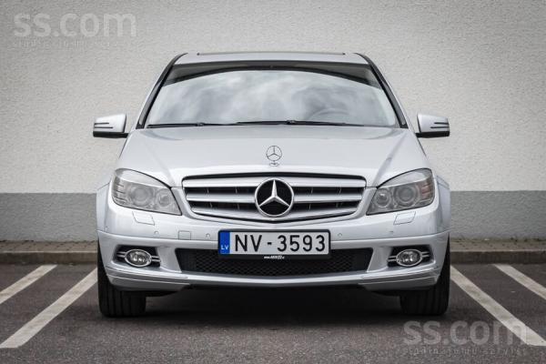 Mercedes-Benz C 350 2009 Rīga, ar dzinēja tilpumu 3.00 L un nobraukumu 295 tūkst. km par 4990 €, foto 2 vietnē AUTOMOTO.COM.LV
