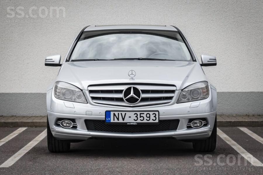 Mercedes-Benz C 350 2009 in Riga, with an engine capacity of 3.00 L and mileage of 295 thousand km for 4990 €, photo 3 on AUTOMOTO.COM.LV
