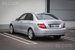 Mercedes-Benz C 350 2009 in Riga, with an engine capacity of 3.00 L and mileage of 295 thousand km for 4990 €, photo 7 on AUTOMOTO.COM.LV