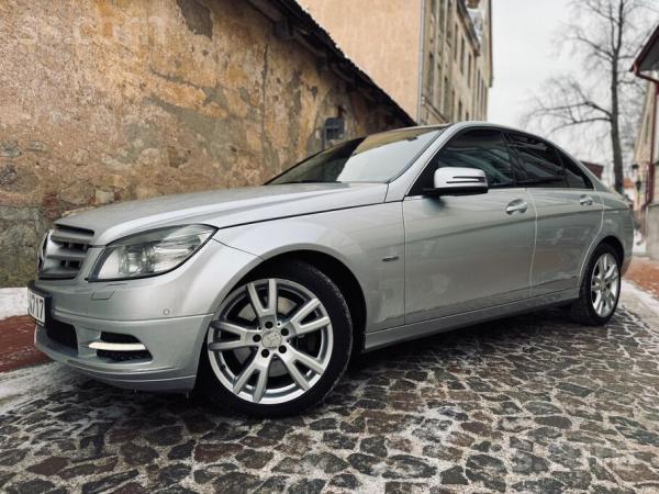 Mercedes-Benz C 350 2010 in Cesis, with an engine capacity of 3.00 L and mileage of 0 thousand km for 6500 €, photo 4 on AUTOMOTO.COM.LV
