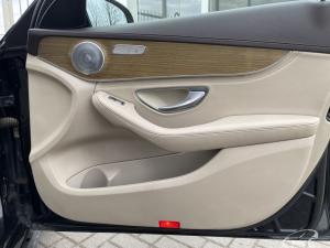Mercedes-Benz C 350 2015 Klaipėda, ar dzinēja tilpumu 1.99 L un nobraukumu 261 tūkst. km par 16500 €, foto 4 vietnē AUTOMOTO.COM.LV
