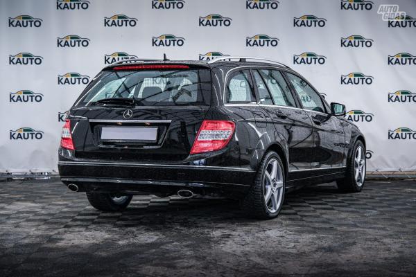 Мерседес Ц 350 2010 в Каунас, объемом двигателя 3.00 л и пробегом 324 тыс. км за 6990 €, фото 3 на AUTOMOTO.COM.LV