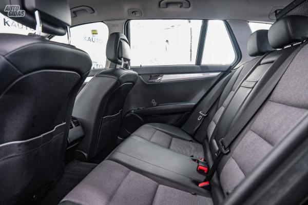 Мерседес Ц 350 2010 в Каунас, объемом двигателя 3.00 л и пробегом 324 тыс. км за 6990 €, фото 8 на AUTOMOTO.COM.LV
