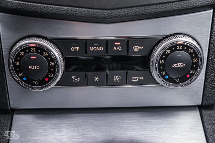 Мерседес Ц 350 2010 в Каунас, объемом двигателя 3.00 л и пробегом 324 тыс. км за 6990 €, фото 21 на AUTOMOTO.COM.LV