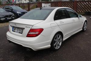 White Mercedes-Benz C 350 2012 in Liepaja, with an engine capacity of 3.50 L and mileage of 128 thousand km for 12700 €, photo 5 on AUTOMOTO.COM.LV
