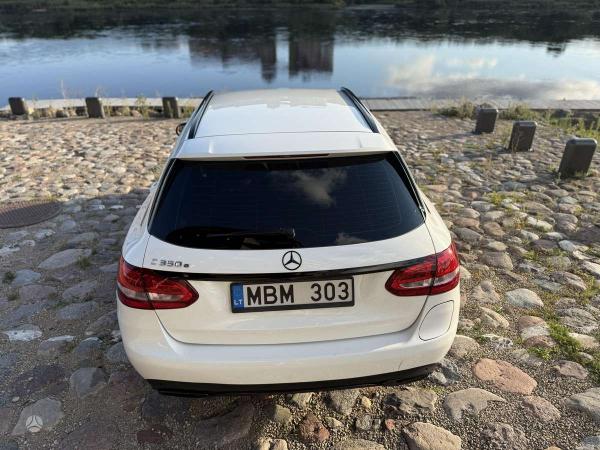 White Mercedes-Benz C 350 2015 in Kaunas, with an engine capacity of 2.20 L and mileage of 230 thousand km for 10990 €, photo 7 on AUTOMOTO.COM.LV