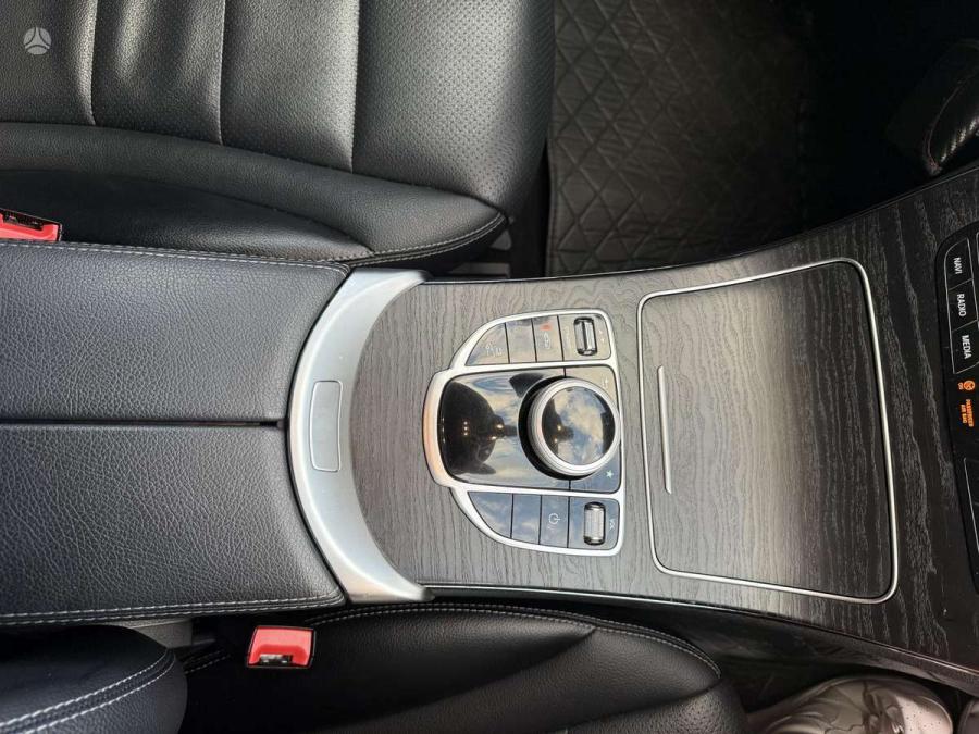 Balts Mercedes-Benz C 350 2015 Kauņa, ar dzinēja tilpumu 2.20 L un nobraukumu 230 tūkst. km par 10990 €, foto 31 vietnē AUTOMOTO.COM.LV