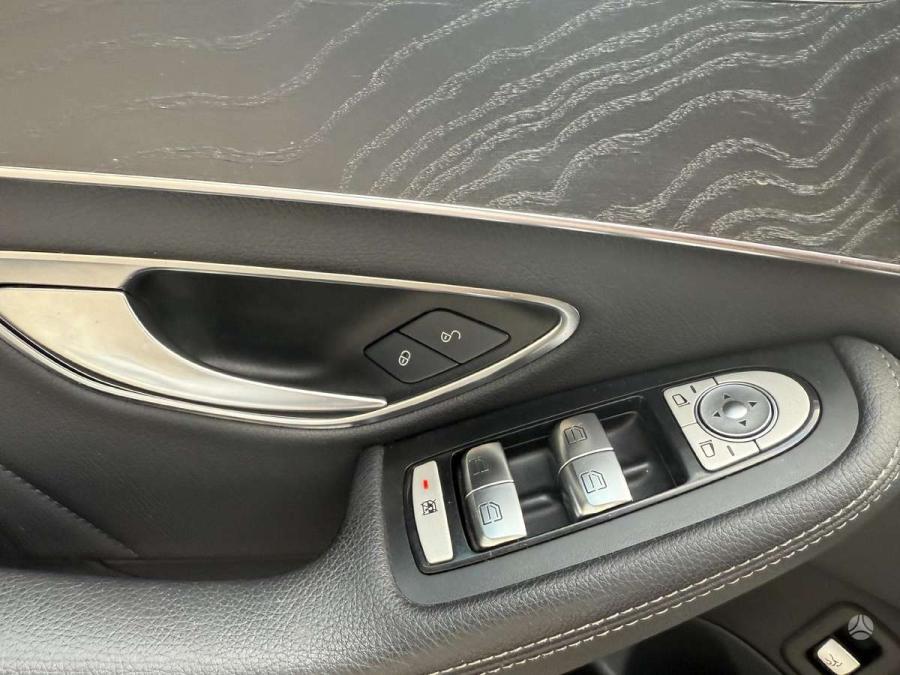 Balts Mercedes-Benz C 350 2015 Kauņa, ar dzinēja tilpumu 2.20 L un nobraukumu 230 tūkst. km par 10990 €, foto 32 vietnē AUTOMOTO.COM.LV