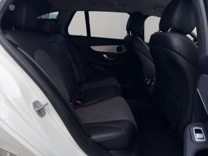 Balts Mercedes-Benz C 350 2016 Kauņa, ar dzinēja tilpumu 2.00 L un nobraukumu 211 tūkst. km par 13999 €, foto 10 vietnē AUTOMOTO.COM.LV