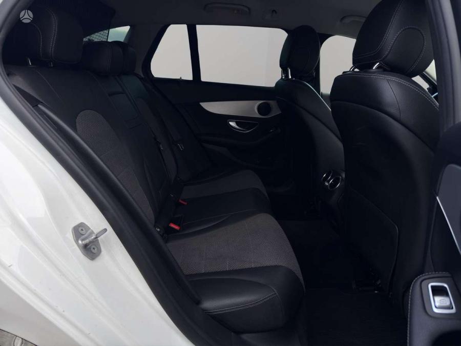 Balts Mercedes-Benz C 350 2016 Kauņa, ar dzinēja tilpumu 2.00 L un nobraukumu 211 tūkst. km par 13999 €, foto 10 vietnē AUTOMOTO.COM.LV