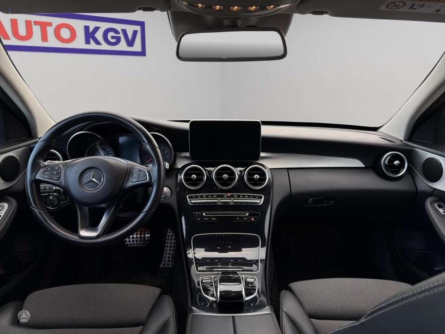 Balts Mercedes-Benz C 350 2016 Kauņa, ar dzinēja tilpumu 2.00 L un nobraukumu 211 tūkst. km par 13999 €, foto 13 vietnē AUTOMOTO.COM.LV