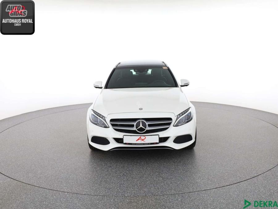 Balts Mercedes-Benz C 350 2017 Kauņa, ar dzinēja tilpumu 2.00 L un nobraukumu 38 tūkst. km par 26396 €, foto 8 vietnē AUTOMOTO.COM.LV