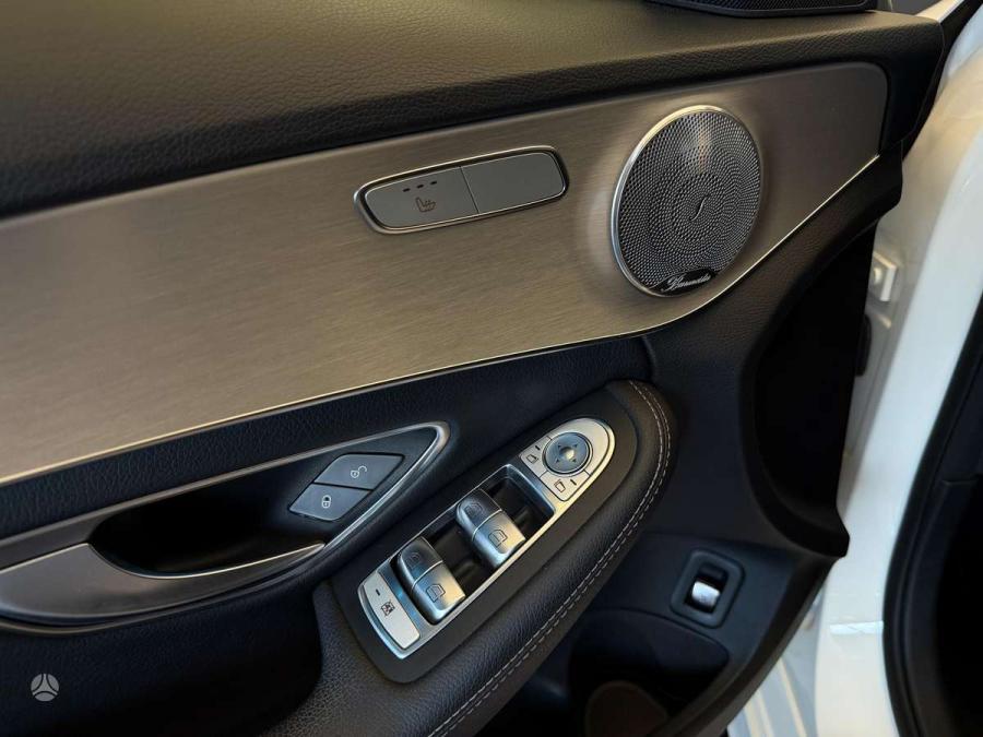 Balts Mercedes-Benz C 350 2017 Kauņa, ar dzinēja tilpumu 1.99 L un nobraukumu 194 tūkst. km par 15990 €, foto 23 vietnē AUTOMOTO.COM.LV