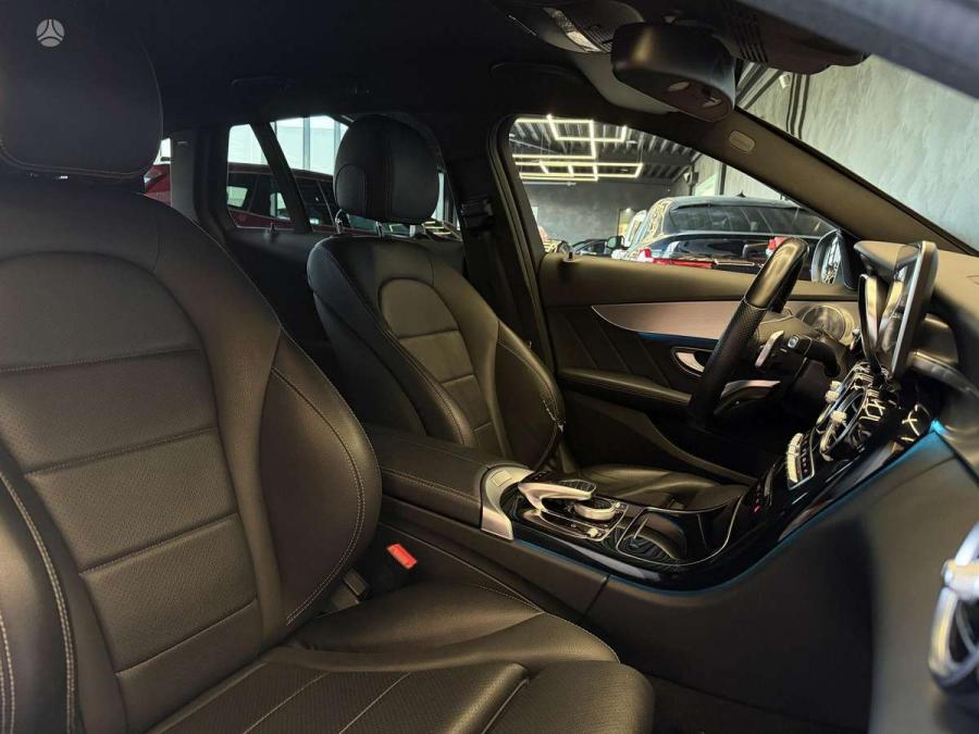 Balts Mercedes-Benz C 350 2017 Kauņa, ar dzinēja tilpumu 1.99 L un nobraukumu 194 tūkst. km par 15990 €, foto 26 vietnē AUTOMOTO.COM.LV