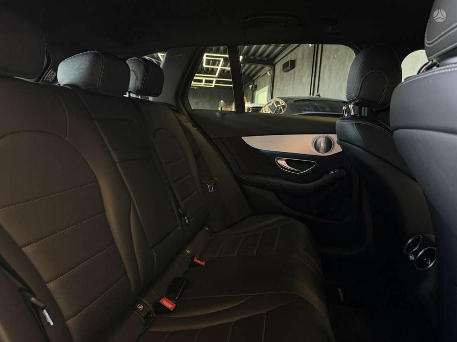 Balts Mercedes-Benz C 350 2017 Kauņa, ar dzinēja tilpumu 1.99 L un nobraukumu 194 tūkst. km par 15990 €, foto 27 vietnē AUTOMOTO.COM.LV