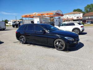 Black Mercedes-Benz c-400 2016 in Vilnius, with an engine capacity of 3.00 L and mileage of 450 thousand km for 11000 €, photo 4 on AUTOMOTO.COM.LV