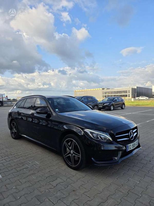 Melns Mercedes-Benz c-400 2016 Viļņa, ar dzinēja tilpumu 3.00 L un nobraukumu 455 tūkst. km par 13500 €, foto 4 vietnē AUTOMOTO.COM.LV