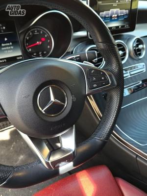 Mercedes-Benz c-400 2017 in Vilnius, with an engine capacity of 3.00 L and mileage of 240 thousand km for 26800 €, photo 11 on AUTOMOTO.COM.LV