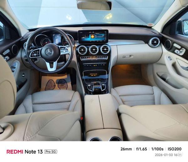 Zaļš Mercedes-Benz c-400 2019 Kauņa, ar dzinēja tilpumu 3.00 L un nobraukumu 105 tūkst. km par 25950 €, foto 2 vietnē AUTOMOTO.COM.LV