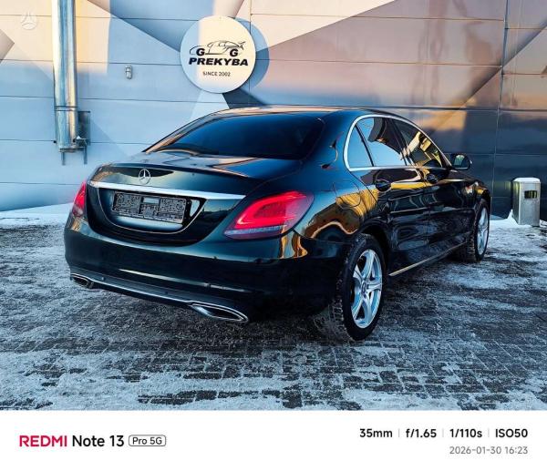 Zaļš Mercedes-Benz c-400 2019 Kauņa, ar dzinēja tilpumu 3.00 L un nobraukumu 105 tūkst. km par 25950 €, foto 9 vietnē AUTOMOTO.COM.LV