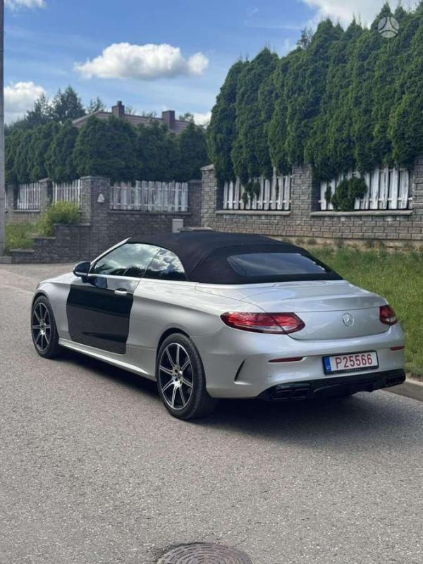 Pelēks Mercedes-Benz c-400 2017 Viļņa, ar dzinēja tilpumu 3.00 L un nobraukumu 235 tūkst. km par 18500 €, foto 7 vietnē AUTOMOTO.COM.LV