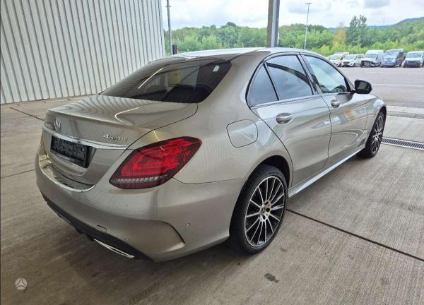 Grey Mercedes-Benz c-400 2019 in Klaipeda, with an engine capacity of 3.00 L and mileage of 81 thousand km for 13000 €, photo 4 on AUTOMOTO.COM.LV