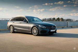 Pelēks Mercedes-Benz c-400 2016 Viļņa, ar dzinēja tilpumu 3.00 L un nobraukumu 170 tūkst. km par 19700 €, foto 6 vietnē AUTOMOTO.COM.LV