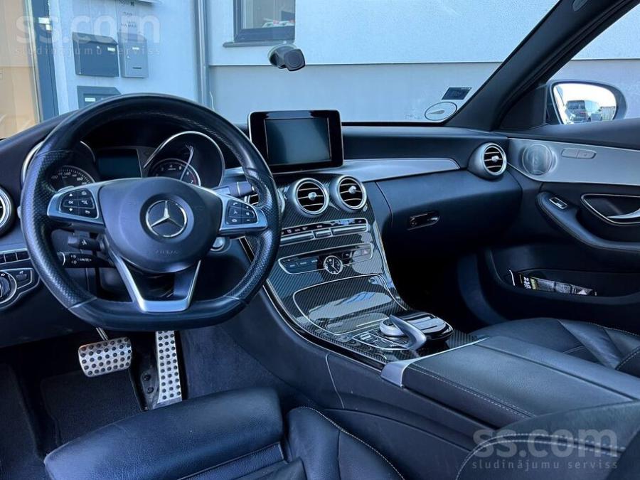 Белый Мерседес C 400 2016 в Рига, объемом двигателя 3.00 л и пробегом 208 тыс. км за 18900 €, фото 8 на AUTOMOTO.COM.LV