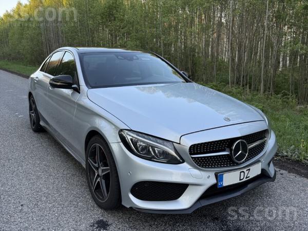 Серый Мерседес C 450 AMG 2017 в Рига, объемом двигателя 3.00 л и пробегом 164 тыс. км за 21500 €, фото 1 на AUTOMOTO.COM.LV