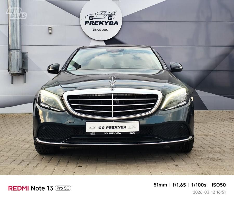 Зеленый Мерседес C 450 2019 в Рамучяй, объемом двигателя 3.00 л и пробегом 105 тыс. км за 23950 €, фото 4 на AUTOMOTO.COM.LV