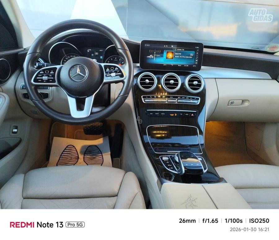 Зеленый Мерседес C 450 2019 в Рамучяй, объемом двигателя 3.00 л и пробегом 105 тыс. км за 23950 €, фото 13 на AUTOMOTO.COM.LV