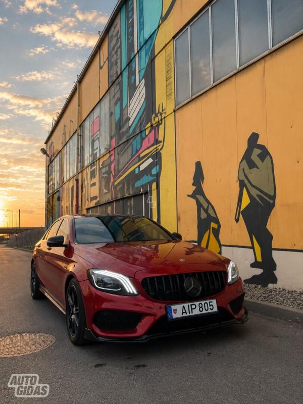 Mercedes-Benz c-450 2016 in Vilnius, with an engine capacity of 3.00 L and mileage of 155 thousand km for 26999 €, photo 2 on AUTOMOTO.COM.LV